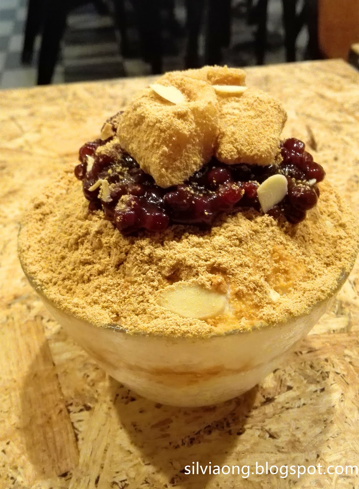Korean BingSu from Owl Expresso Cafe in Subang
