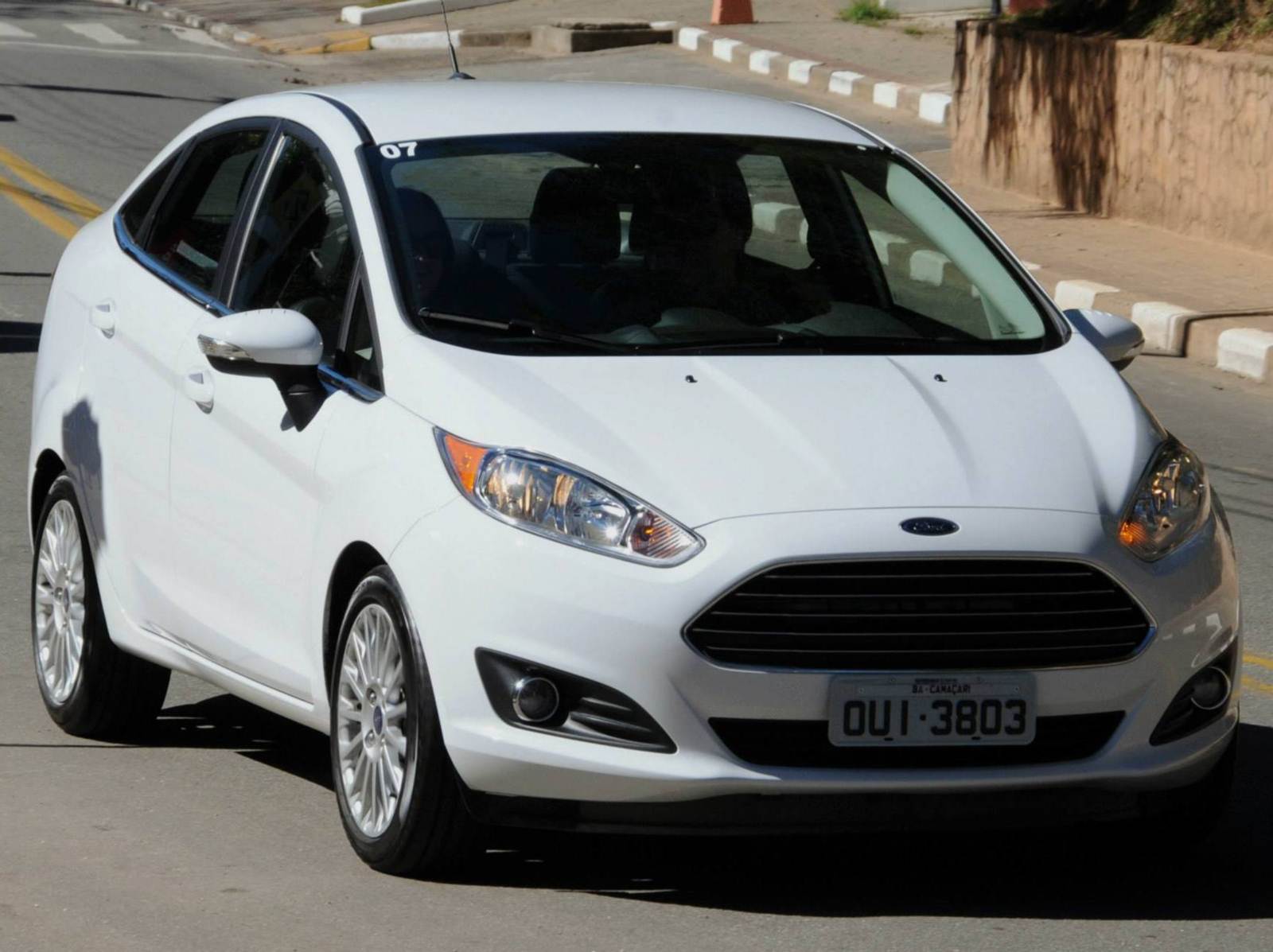 New Fiesta Sedan x Honda City x Hyundai HB20S: comparativo de preço ...