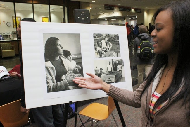 Cultural Front: Lessie Bates Davis Neighborhood House photo exhibit