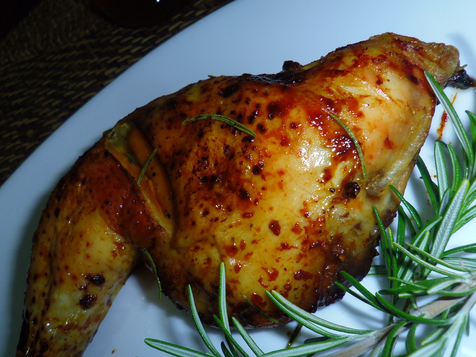 Pratos y Panelas: Pernas de Frango com Molho de Mel e Alecrim