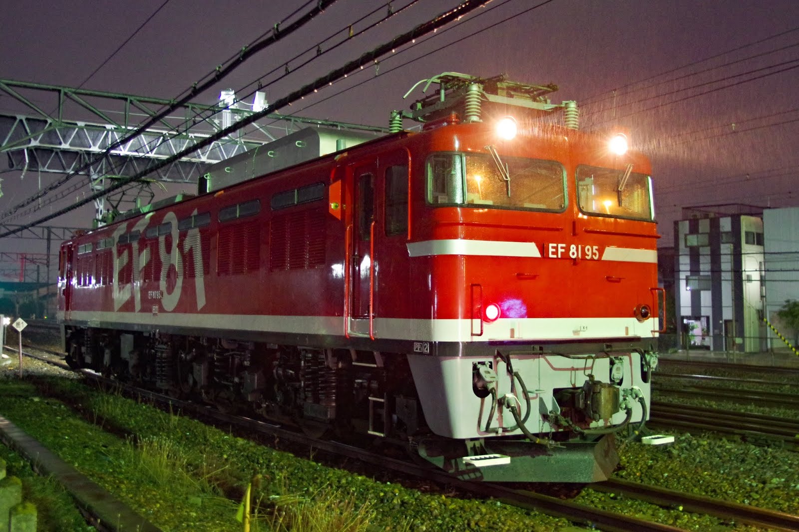お気楽 鉄道の部屋: EF81 95+ホキ4B 全検出場配給 その2