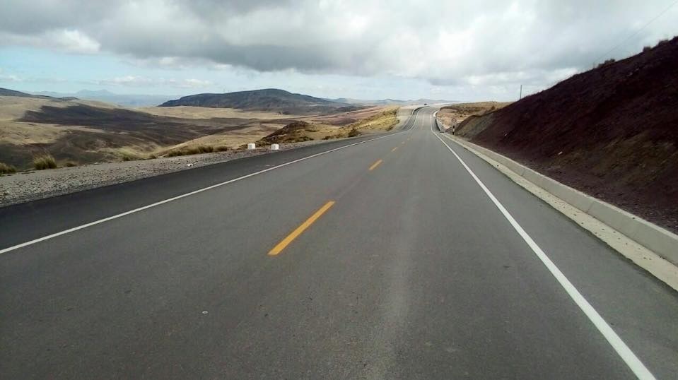 DESARROLLO PERUANO: Una Importante Carretera Donde Más se Necesita