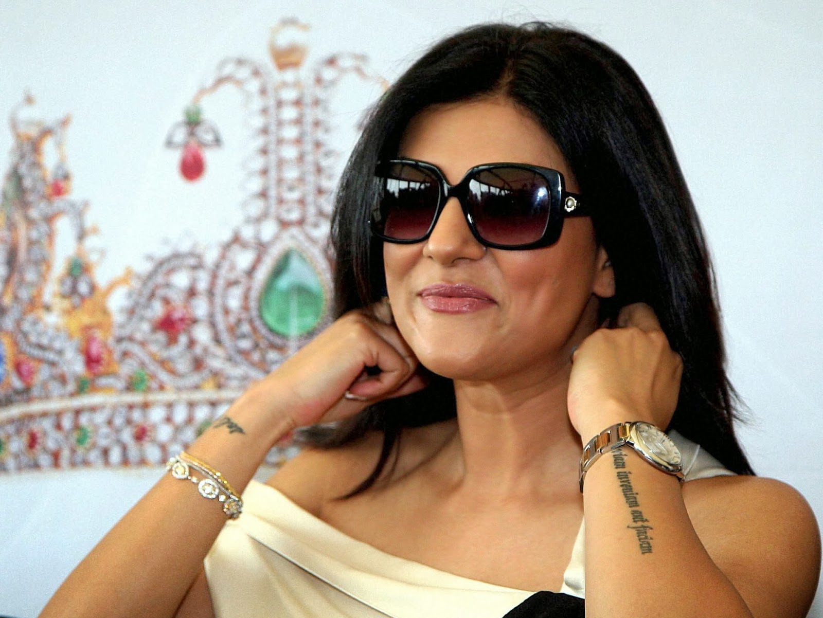 Sushmita Sen Hot Pics Sushmita Sen Beautiful Pics Sushmita Sen Hd