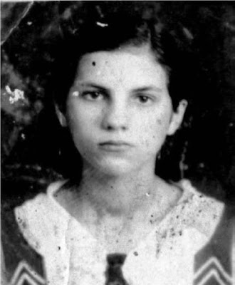 Crônicas taipuenses: Sobre a professora Helena Botelho