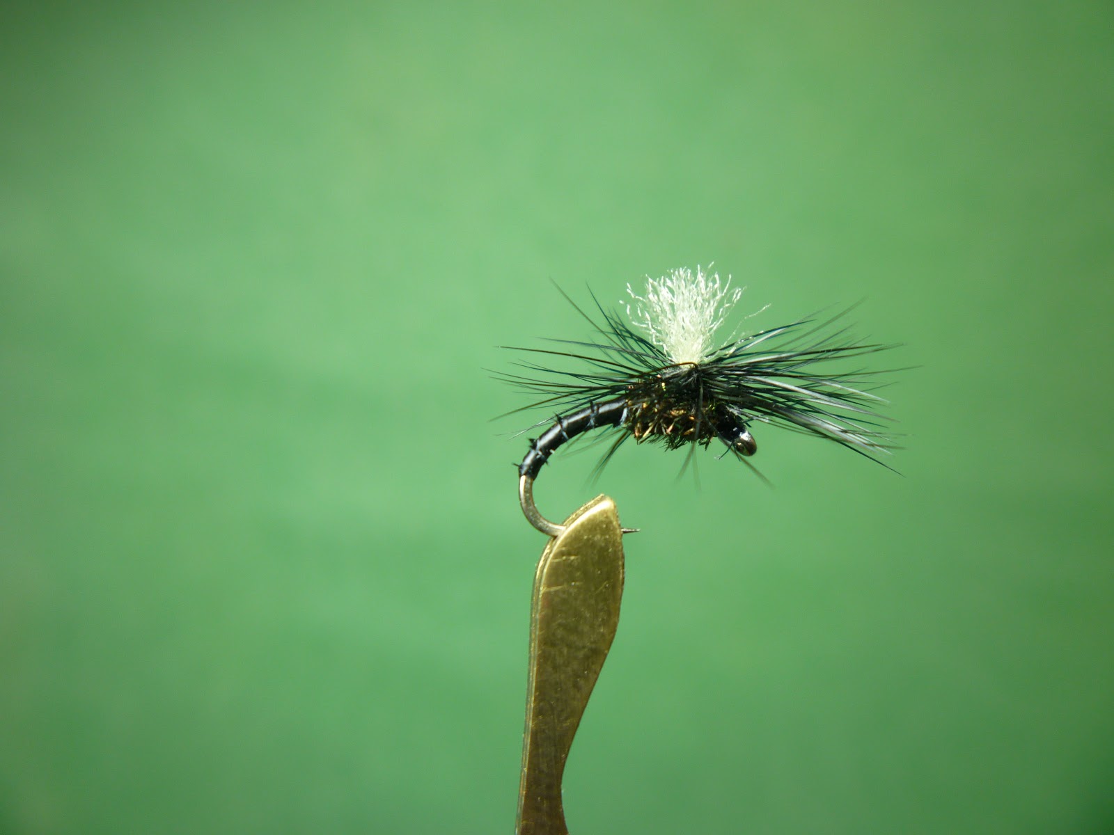 Jimmy Tyrrell Irish Fly Craft: Black Gnat