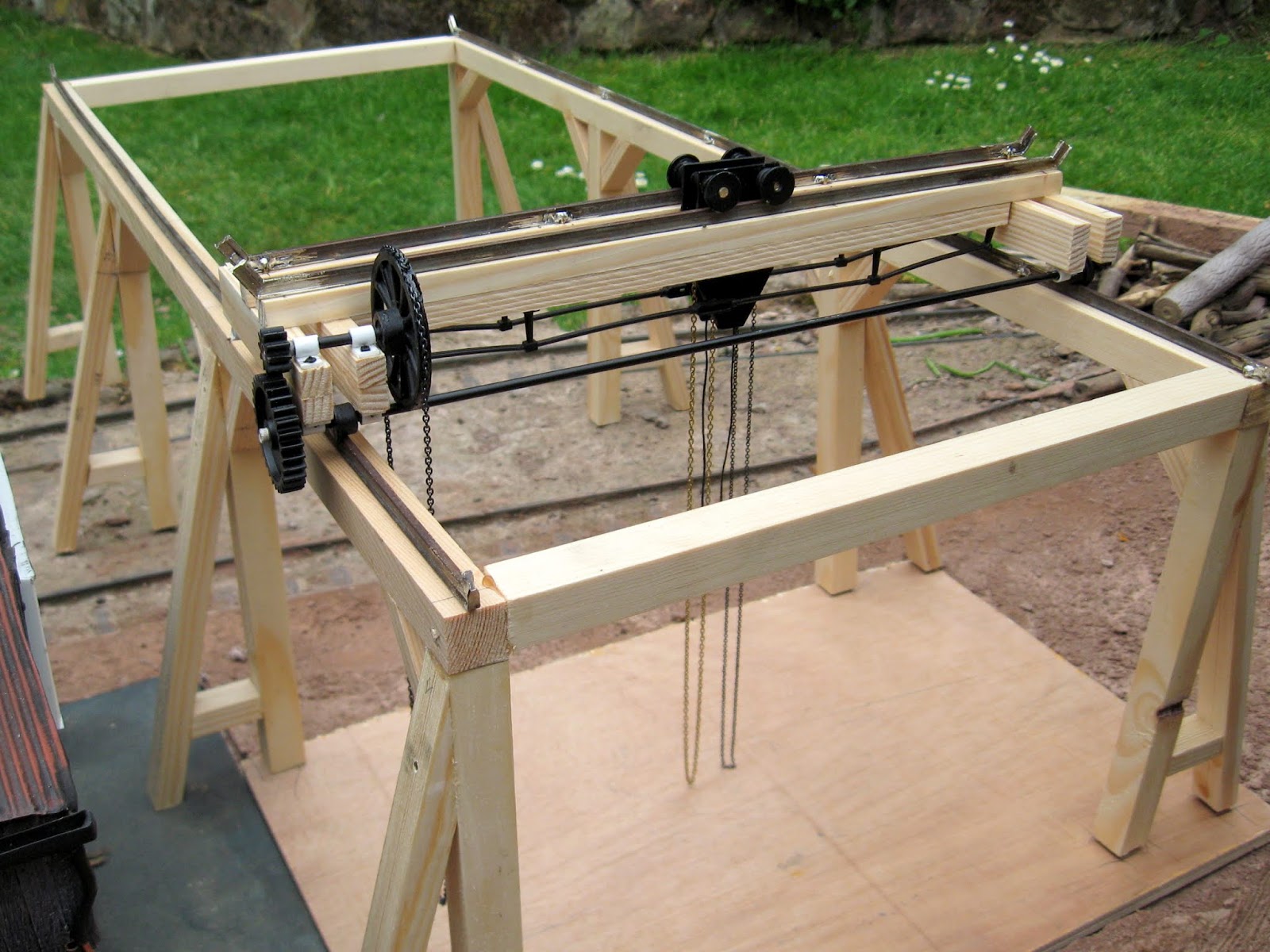 Peckforton Light Railway: How I constructed a timber gantry crane