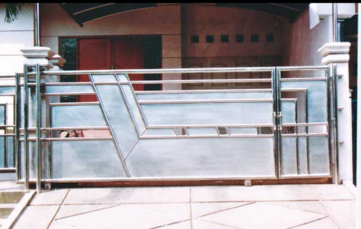 3 Jenis dari Motif Pagar Stenlis Mewah dan Minimalis!