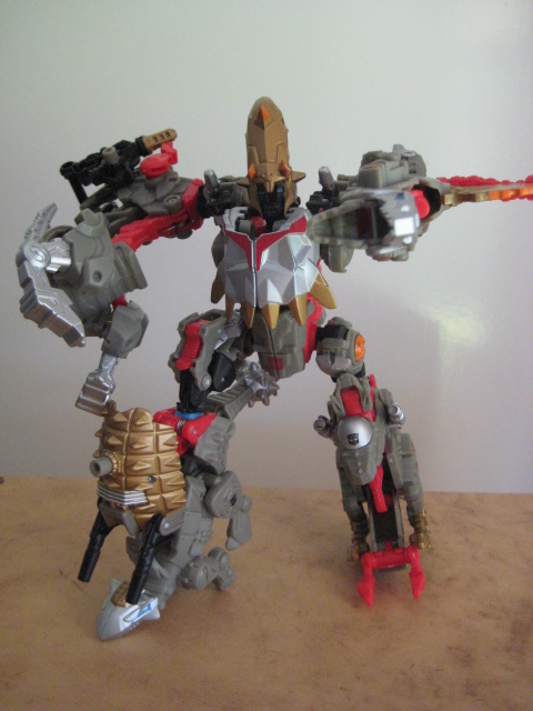 ChCse's blog: Toy Review: Transformers PCC Grimstone w/ Dinobots
