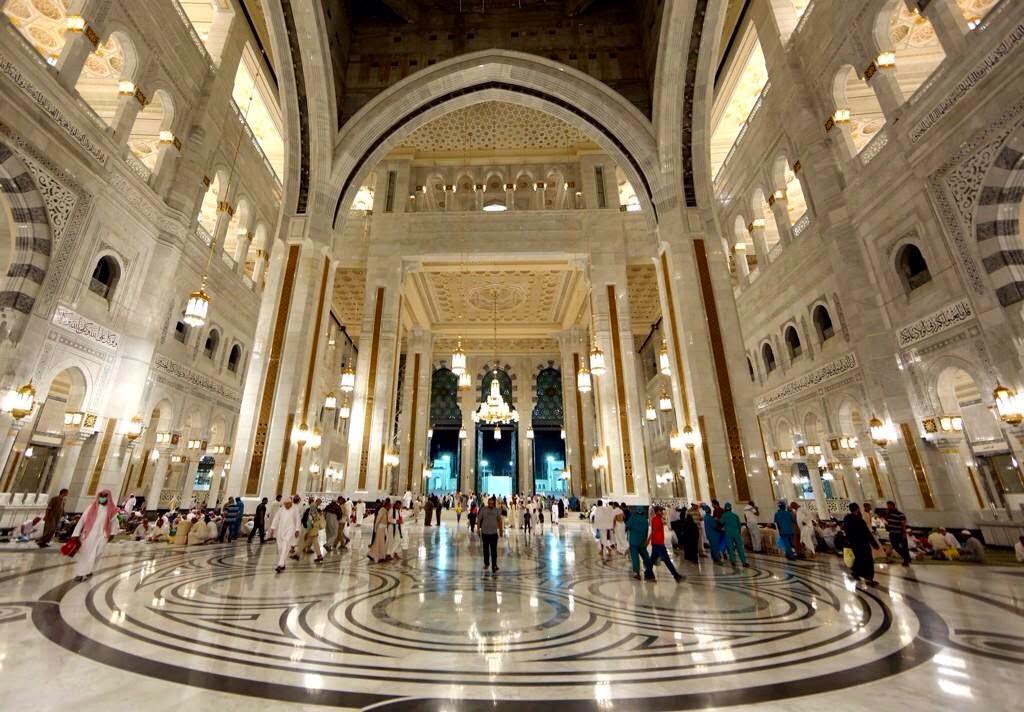 Subhanallah.. Indahnya Dekorasi Interior Masjidil Haram Yang Terbaru