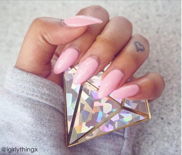15 Razor-Sharp Stiletto Nails Art Designs That Will Inspire Your Next ...