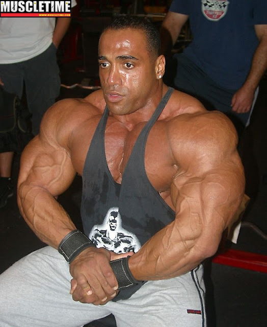 Muscle Lover: May 2016