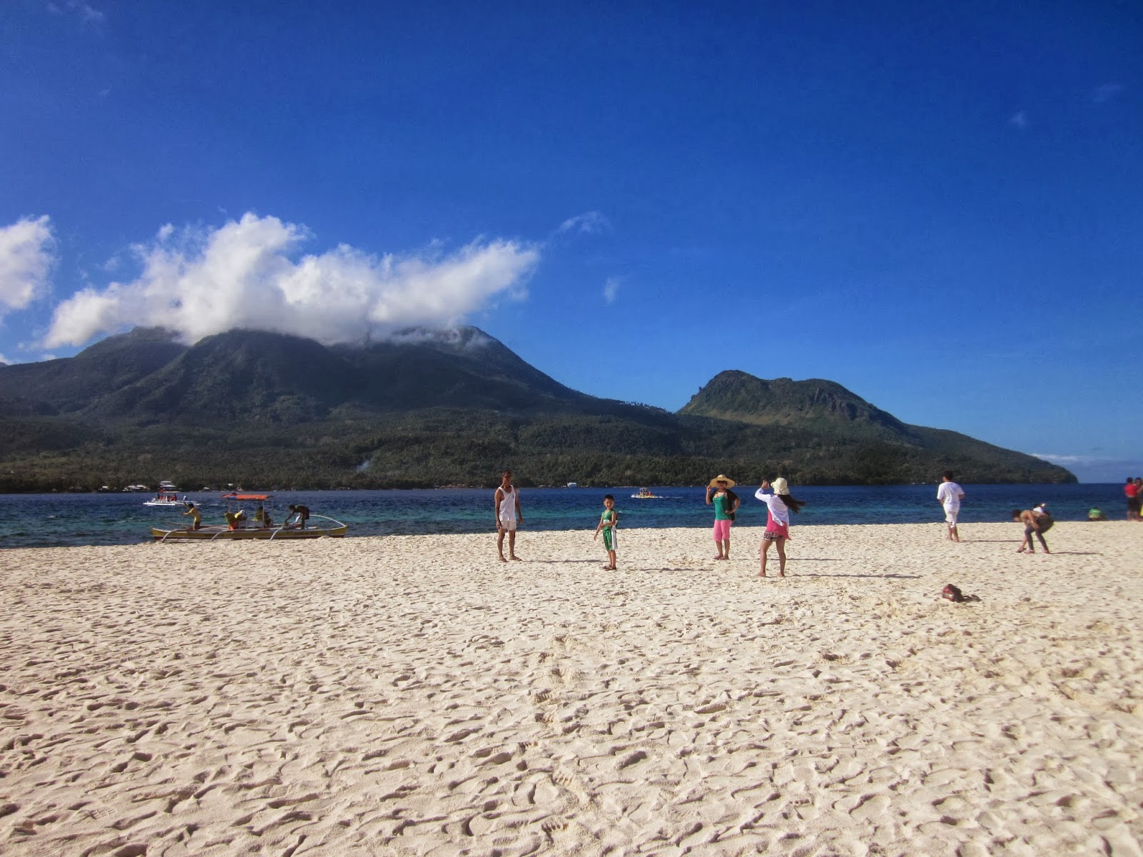 Camiguin Photo Blog: White Island, Walkway to the Old Volcano and ...