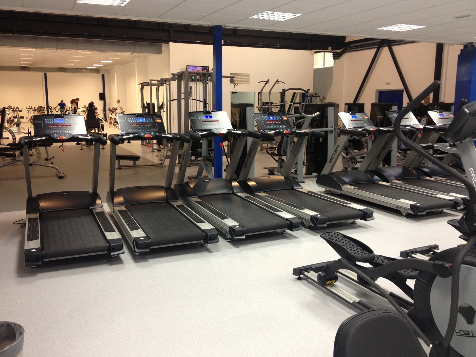 Empresa Portuguesa Fun & Fitness, Lda equipa Ginásio LOW COST em Madrid