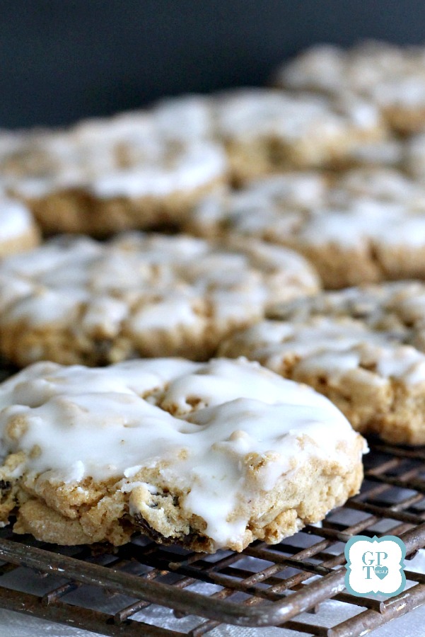 Grandma's Iced Oatmeal Raisin Cookies | Grateful Prayer | Thankful Heart