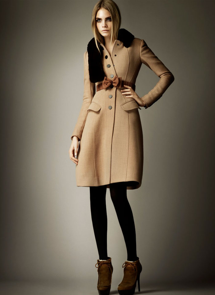 Smartologie: Burberry Pre-Fall 2012 Collection - Model: Cara Delevingne