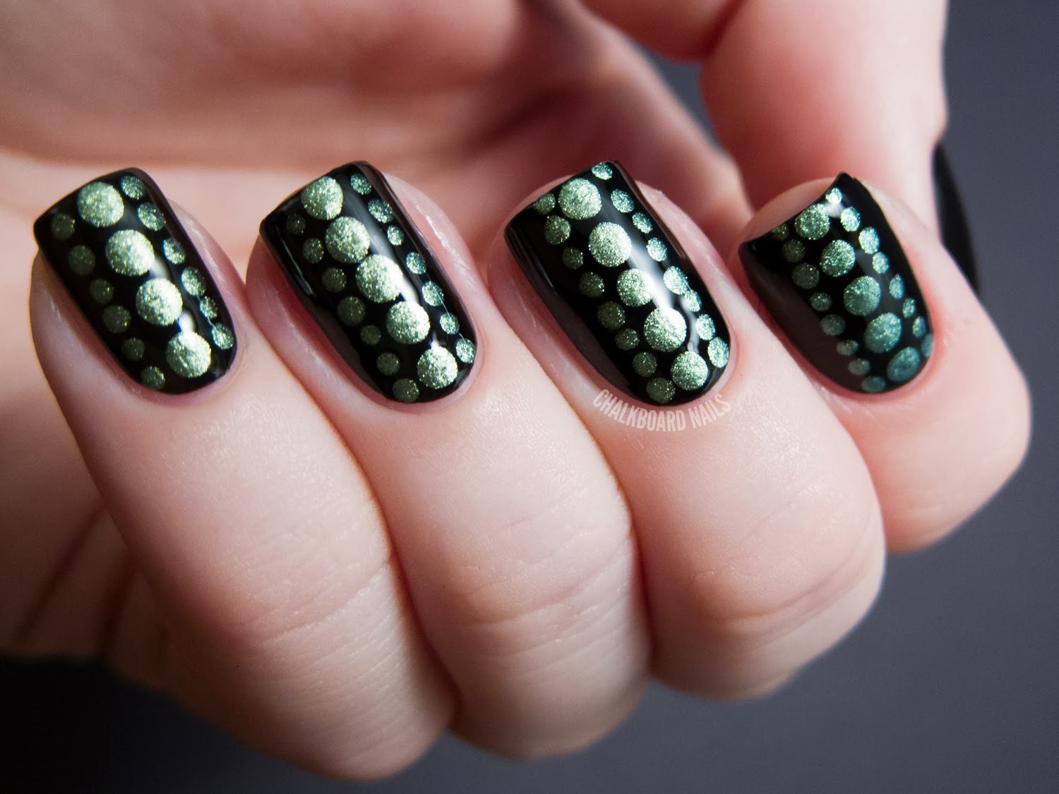 RETRO KIMMER'S BLOG: REALLY COOL NAIL ART FROM THE WEB