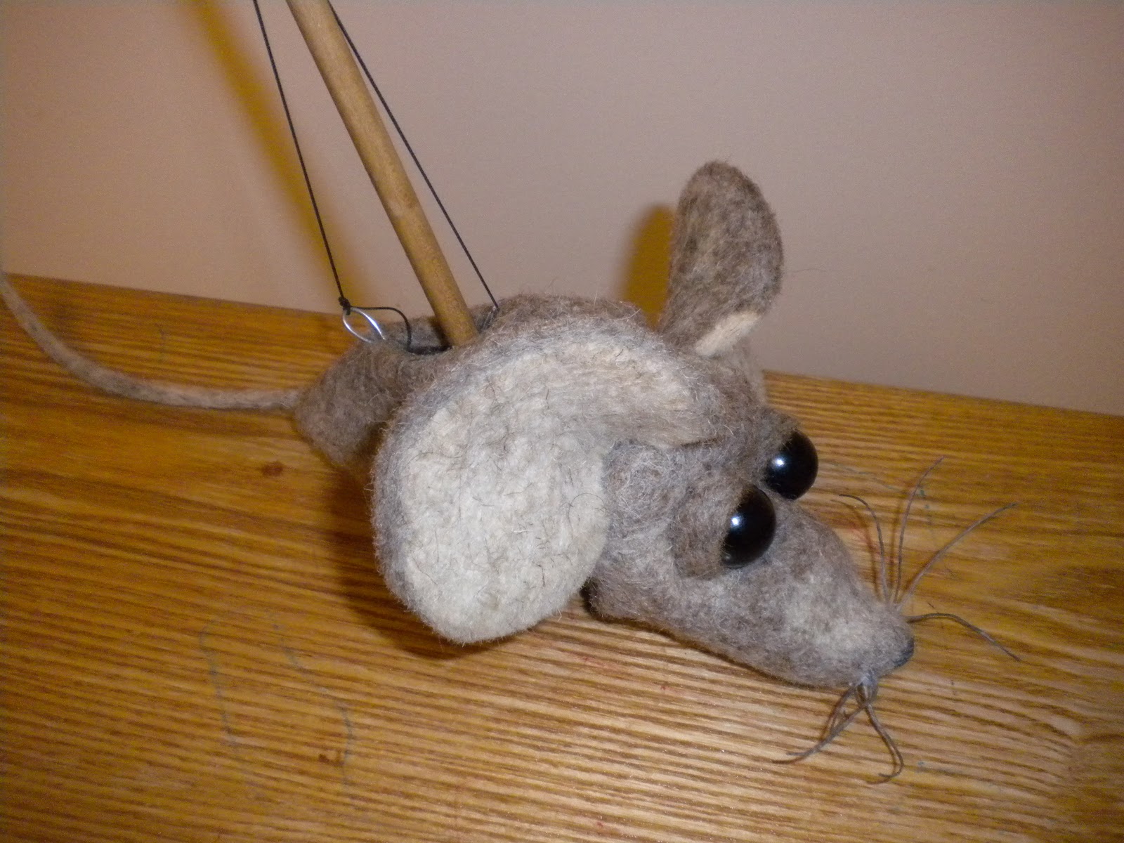 Puppet-A-Day: Day #53: Eeeek -- a mouse!