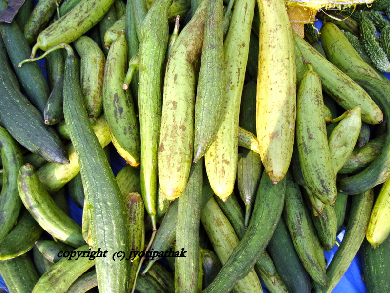 Taste of Nepal: Luffa Gourd - Gheeraula (घीरौला, पाटे घीरौला)