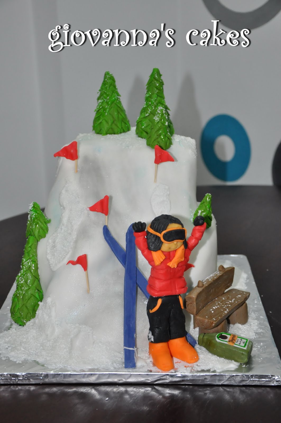 giovanna's cakes: Skiing cake