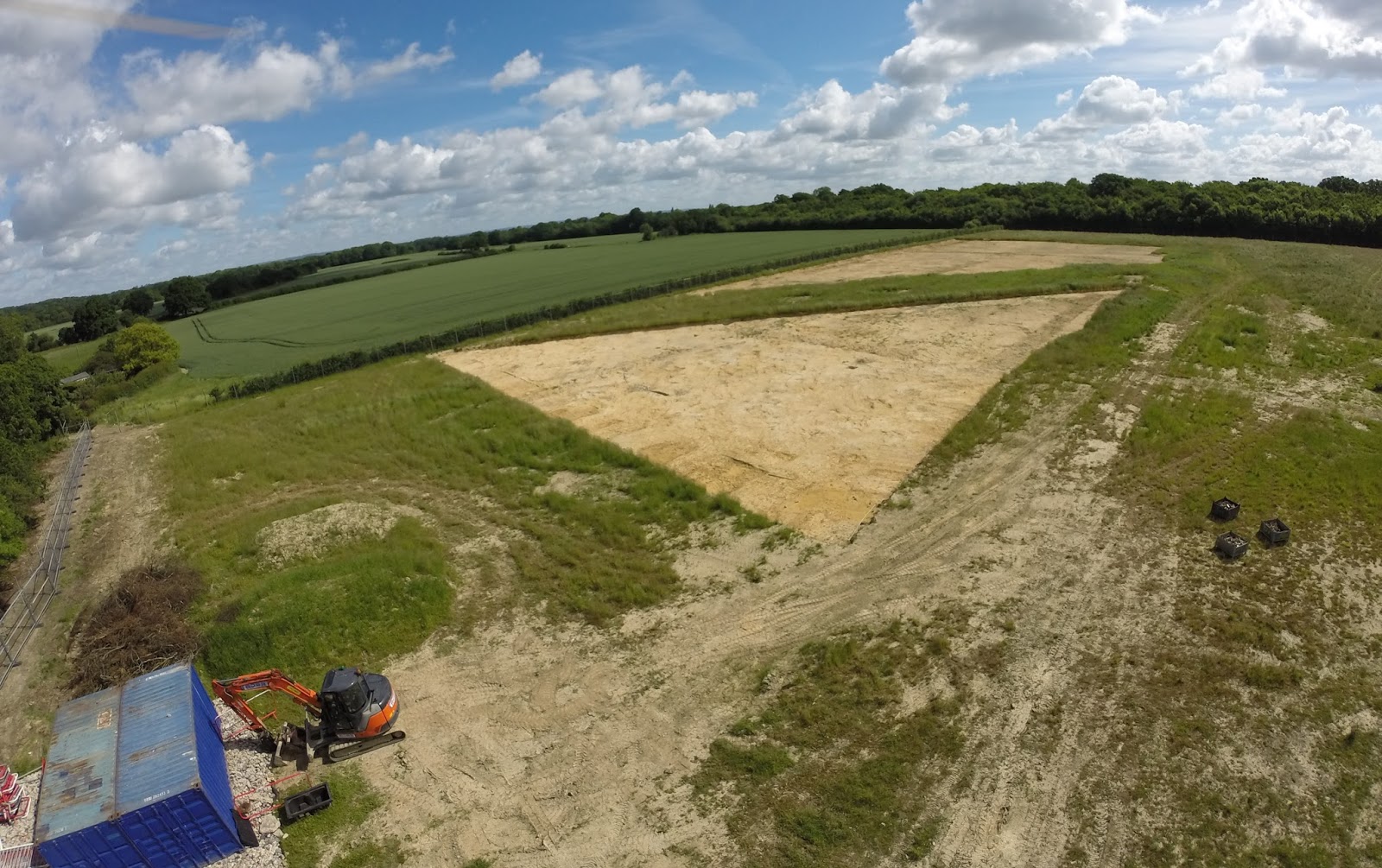 Ians Blog: THIRTY PICTURES: Bovis homes development in Rusper Road on ...