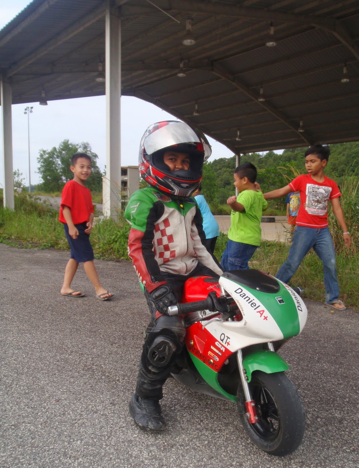 Living in Johor: Kids Bike Racing