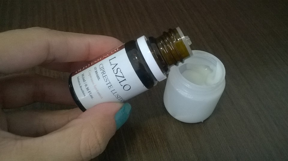 Vanity Mode On: Livre-se da oleosidade capilar com o Óleo Essencial de ...