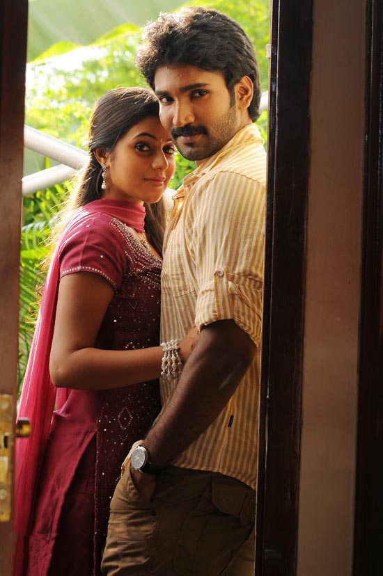 Nam Gyu Ri Wallpaper: Aadu Puli Movie New Stills