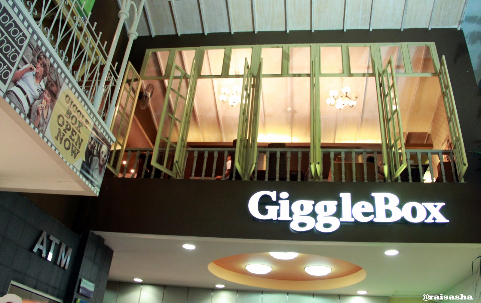 Giggle Box - R A I S A S H A