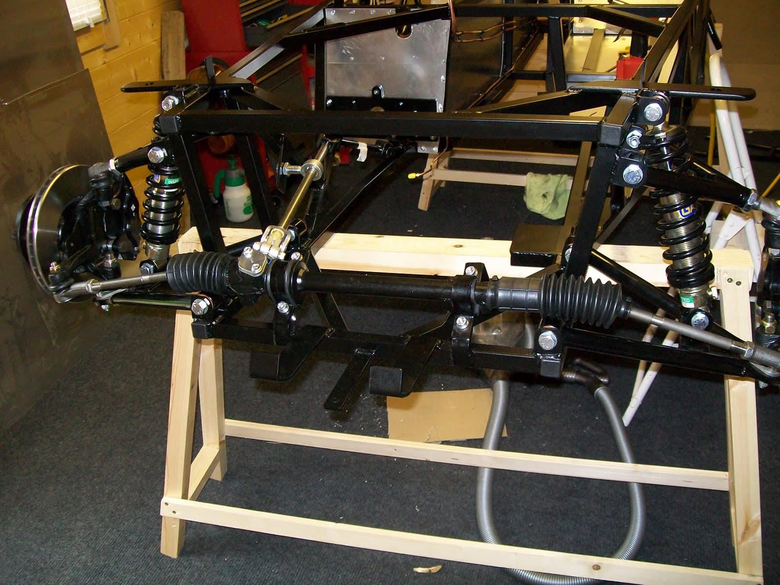 Phill`s Tiger Avon Build Diary: Front brakes and brake pipes / splitter