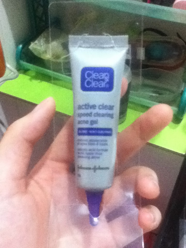REVIEW: Clean and Clear Active Clear Speed Clearing Acne Gel - Ivana Ishak