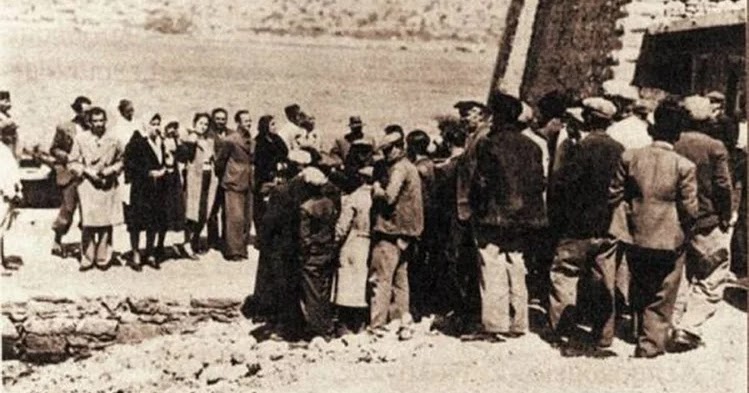 RevolucionHellas: ΣΠΙΝΑΛΟΓΚΑ ΤΟ ΝΗΣΙ-ΤΡΩΓΛΗ ΤΟΥ ΔΙΕΘΝΟΥΣ ΛΕΠΡΟΚΟΜΕΙΟΥ: