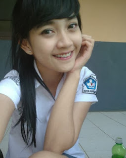 Foto Memek Gadis SMA Puti Mulus | Jurnalis