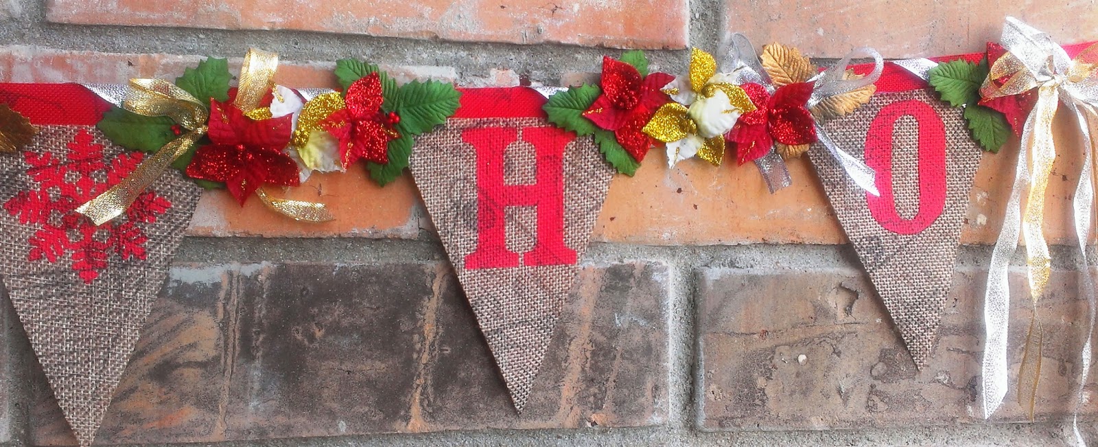 Erin Reed Makes: HoHoHo Banner **Susan K. Weckesser**