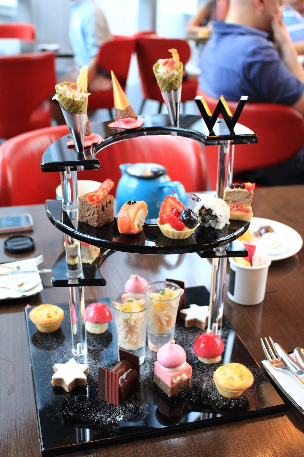 香港下午茶推薦 | WOOBAR @ W Hotel - 跟著我化身下午茶女王 - P E T I T I F F