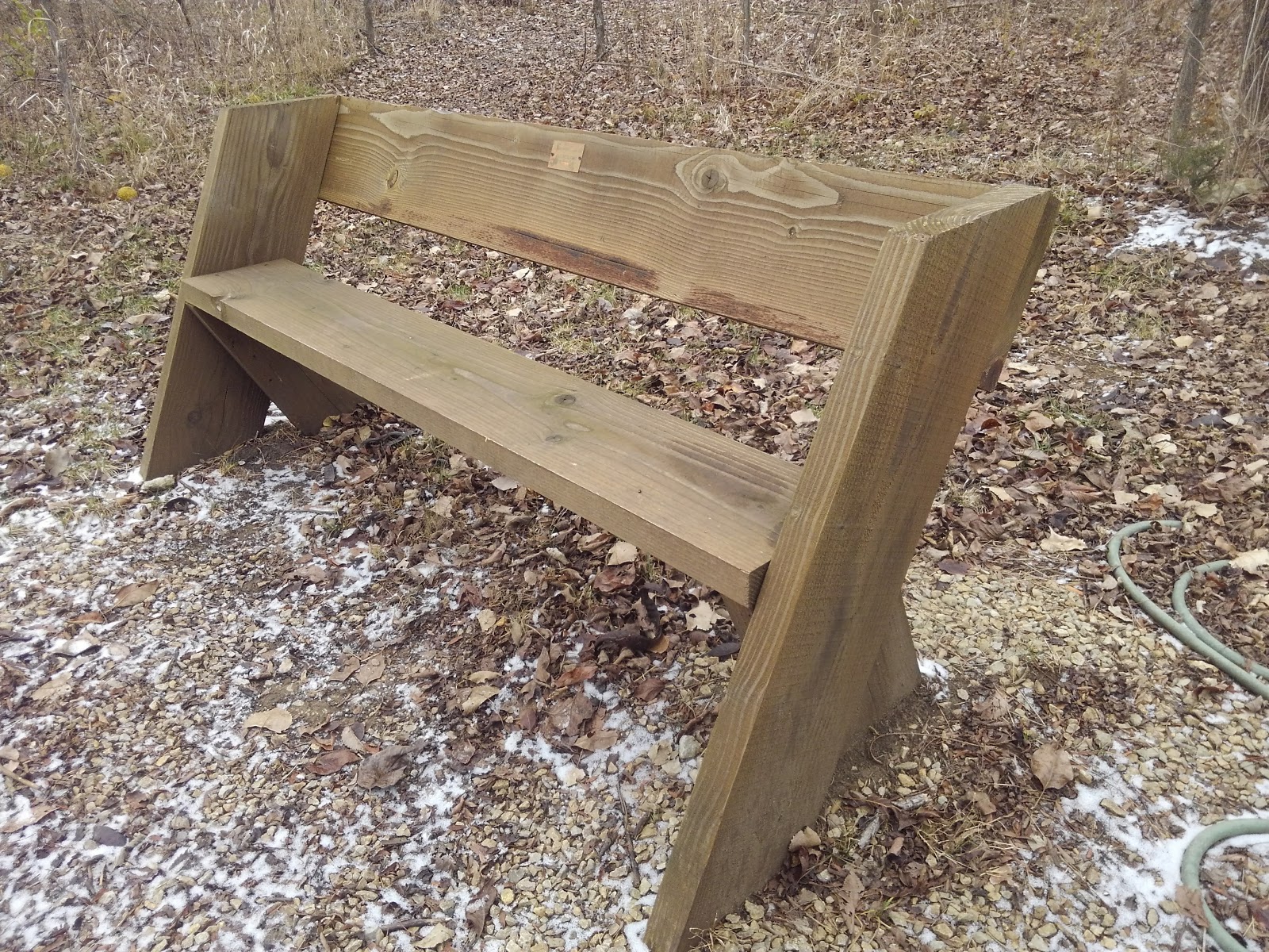 Wired by England by Weird: Interesting Eagle Bench Project Plans