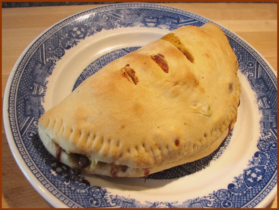 Fat Johnny's Front Porch: BBQ Chicken Calzone