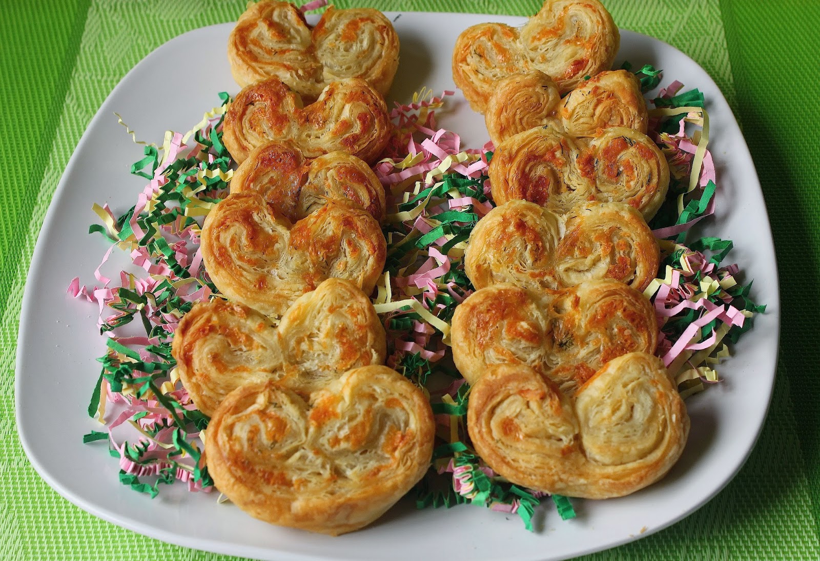 Pudica's Food Corner: HAPPY EASTER: Puff Pastry Bunny Ears