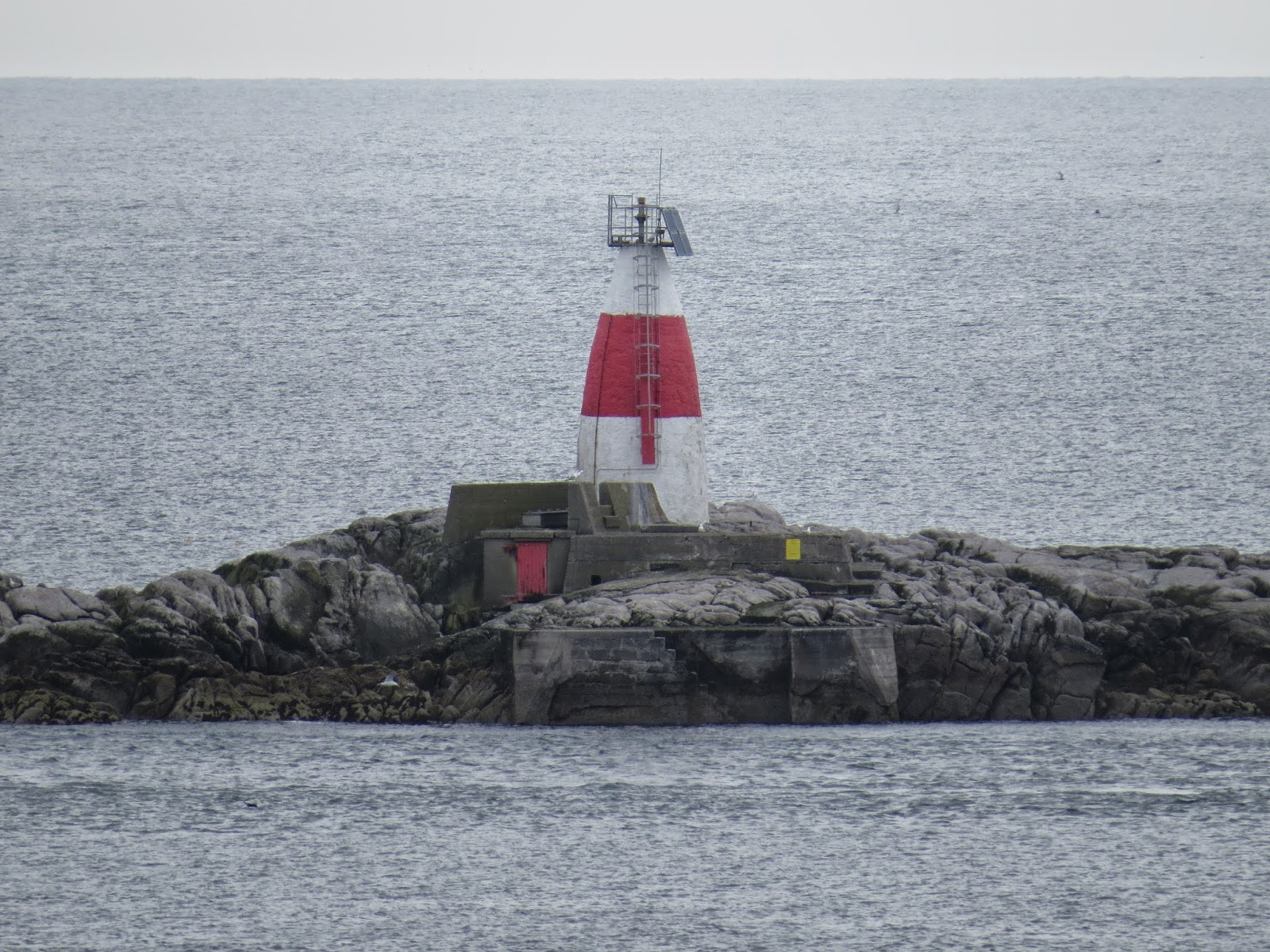 Pete's Irish Lighthouses: The Muglins, Dalkey