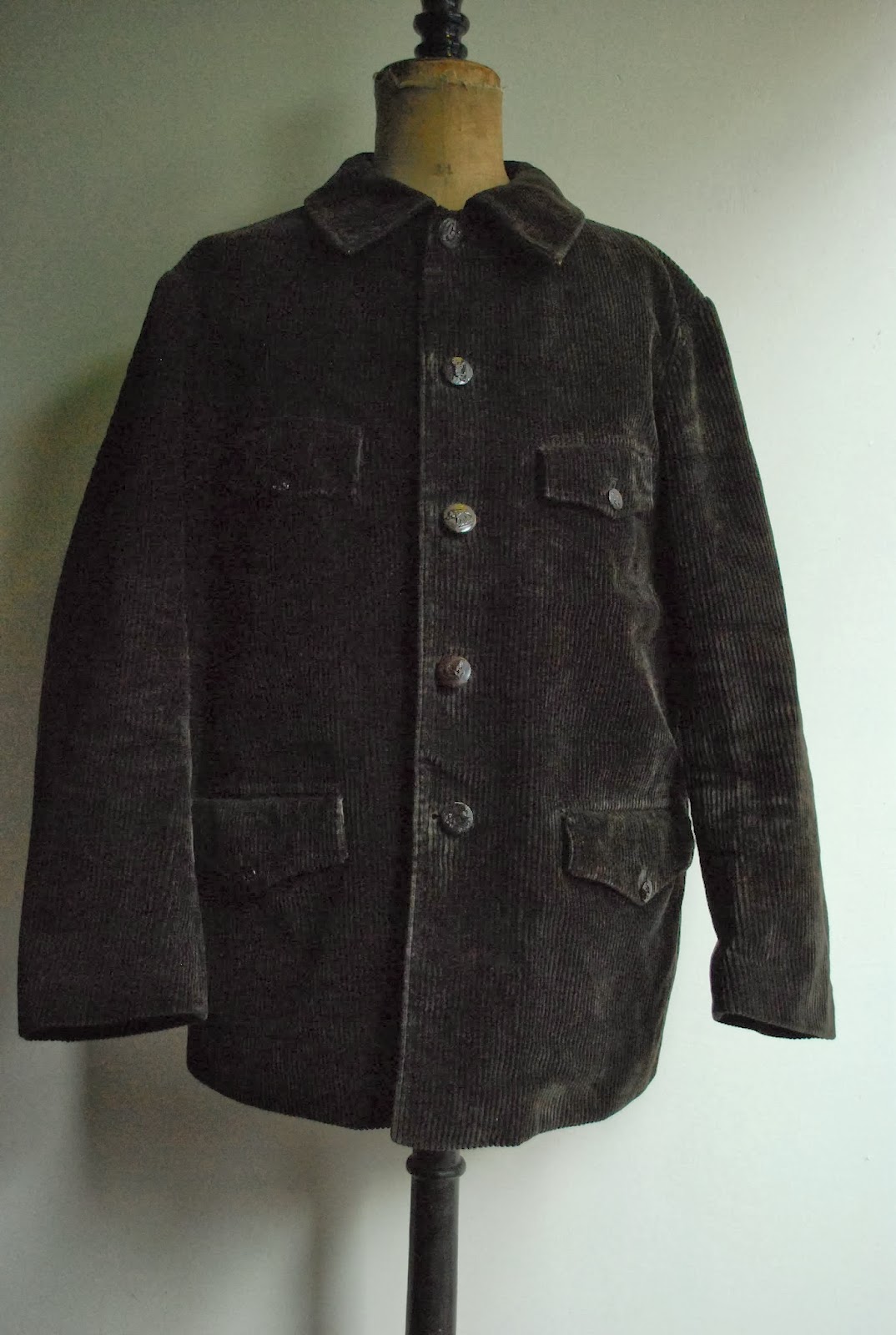 encore: 1940s french hunting corduroy jacket "dark brown"