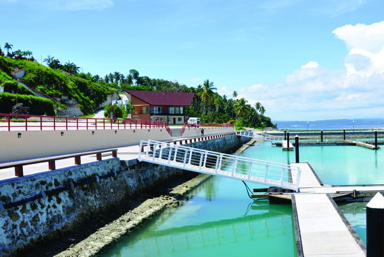 Make It Davao: Holiday Oceanview Marina