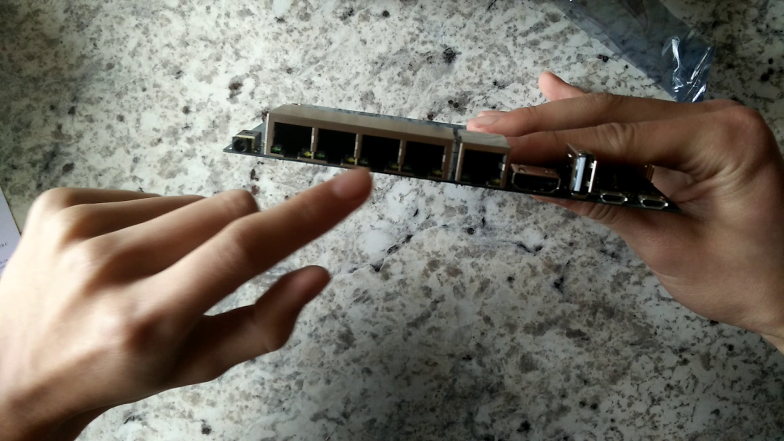 Banana Pi Opensource Router R1 Overview and Wireless Test ~ Project ...