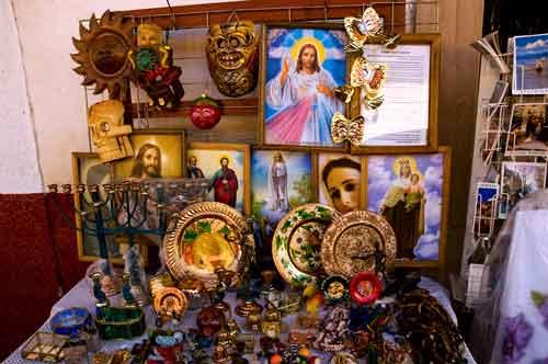 fleaforfashion: CATHOLIC BLOCK