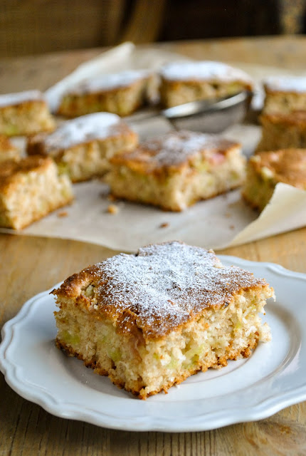 Imeline rabarberikook | Taimetoit.ee