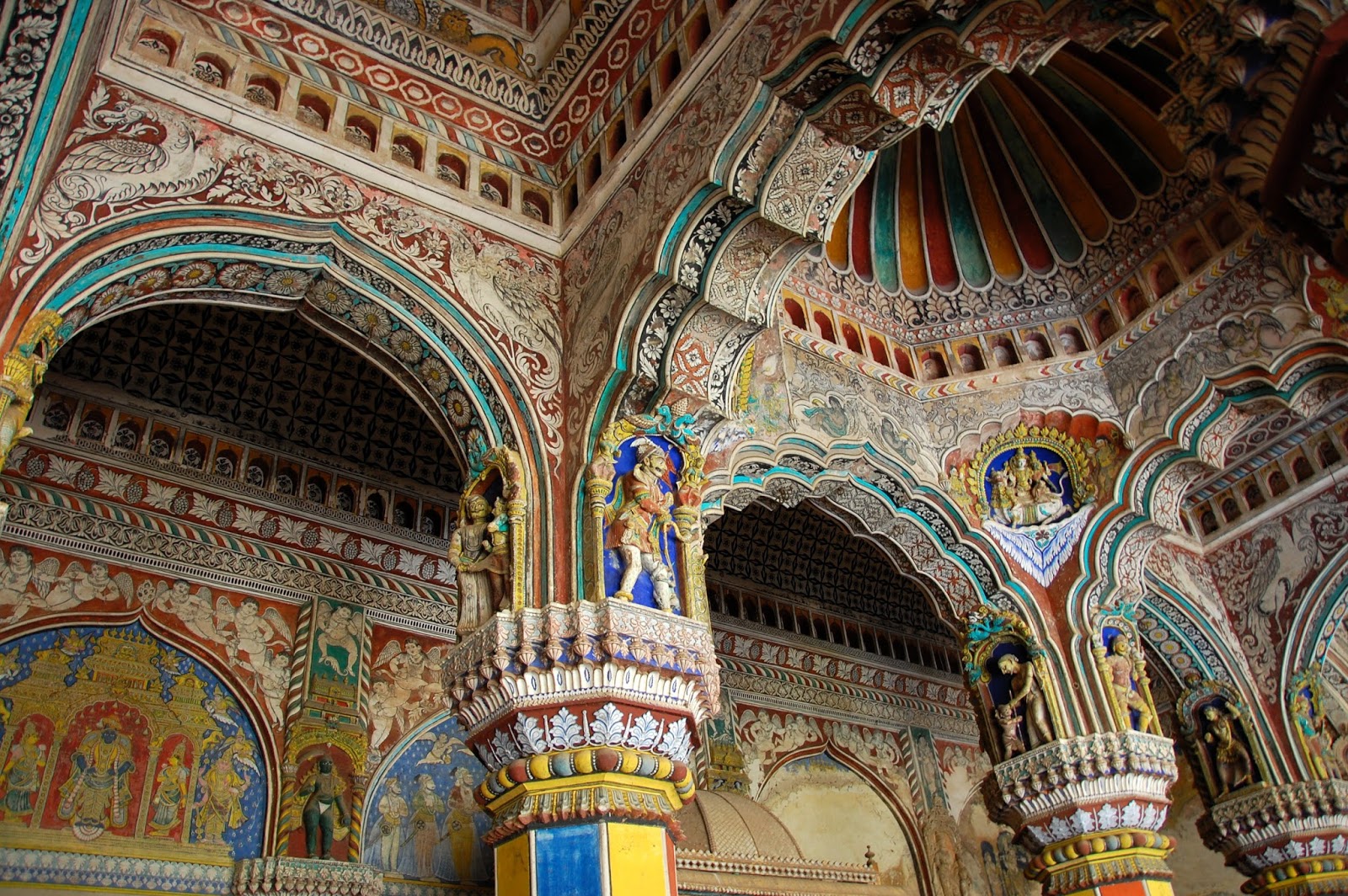 Tamilnadu Tourism: Thanjavur Maratha Palace – Durbar Hall & Sangita Mahal