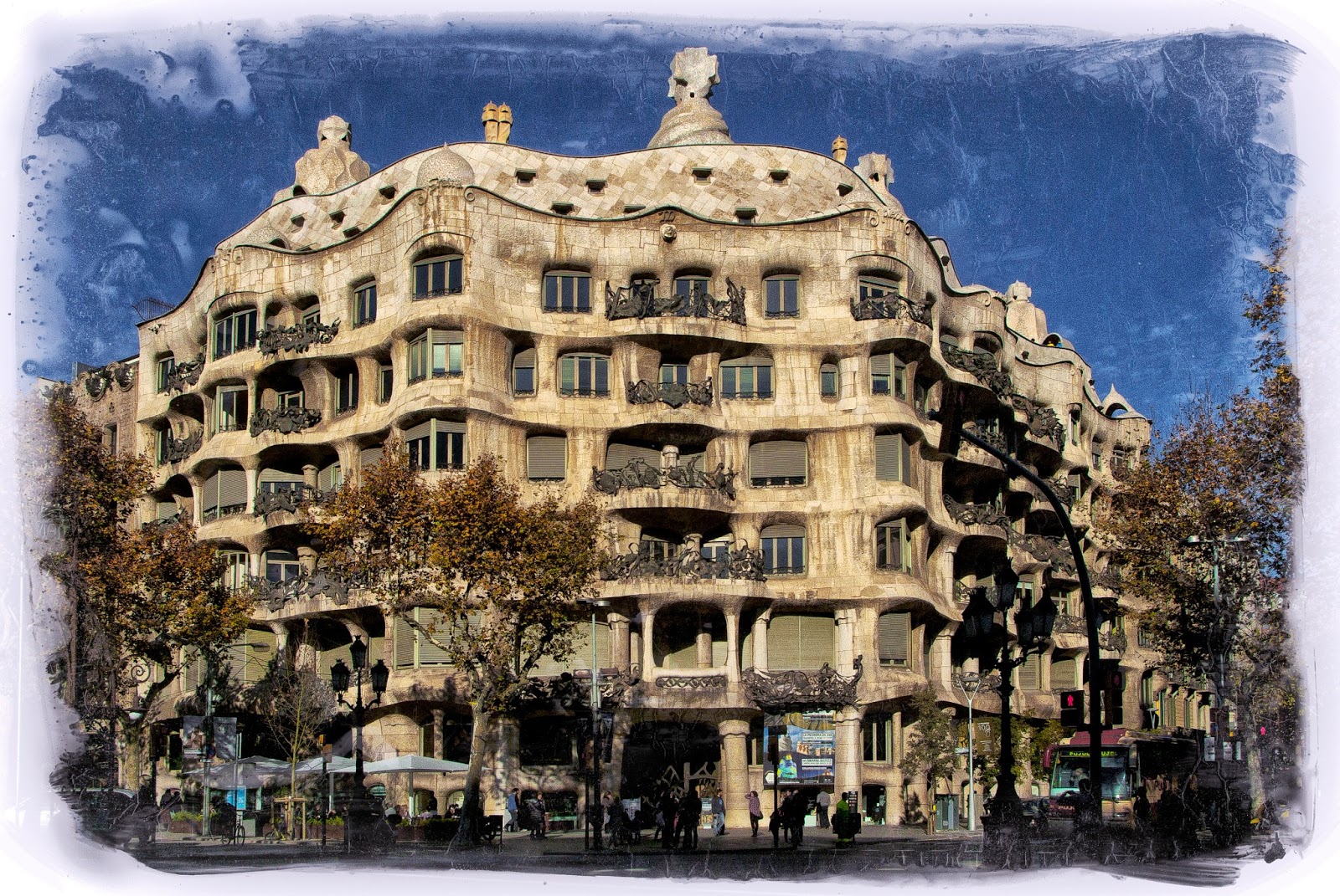 bnd photography: Gaudi Architecture