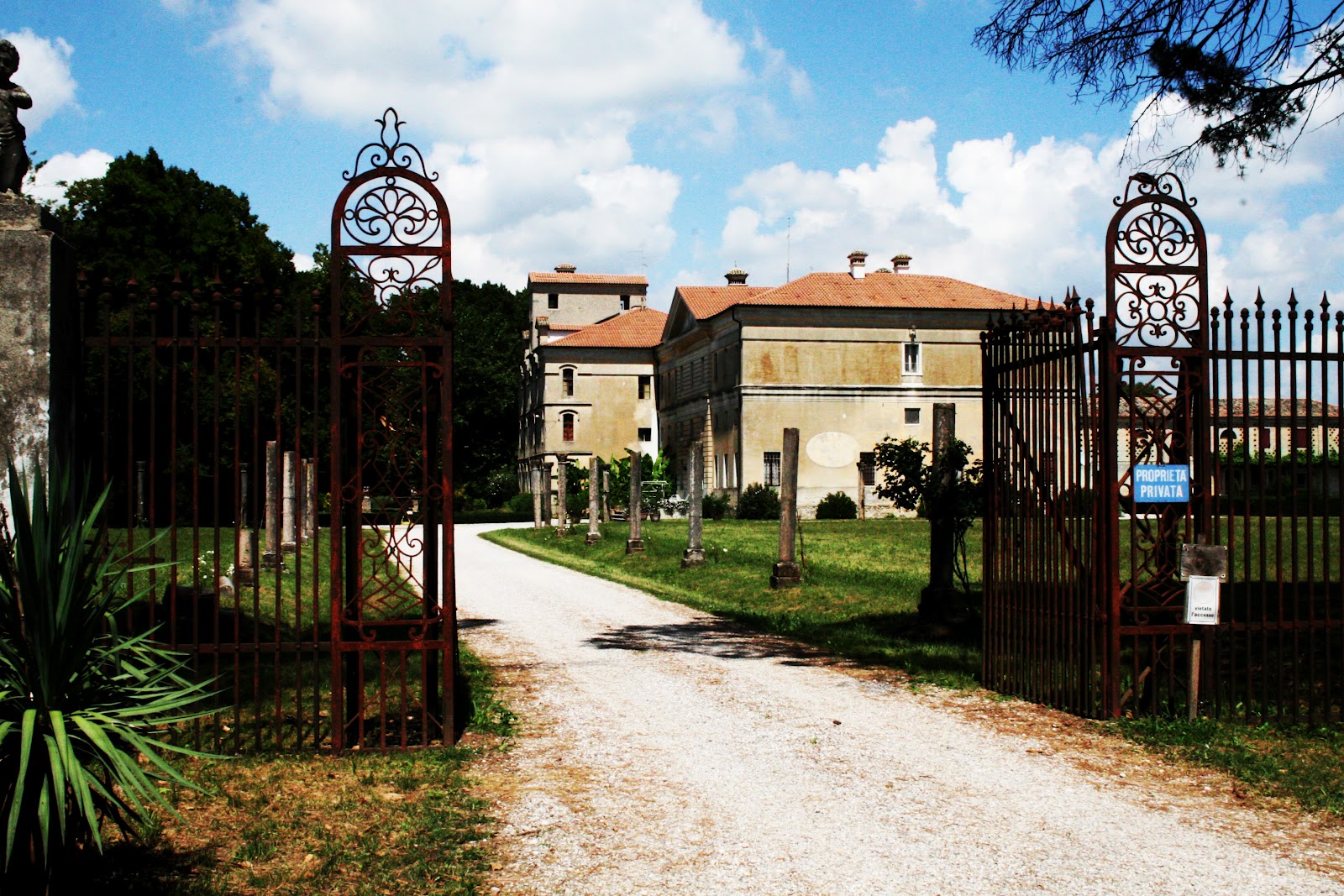 Stylosophy: L'Azienda DOMENICO FRACCAROLI | Benvenuti in Paradiso