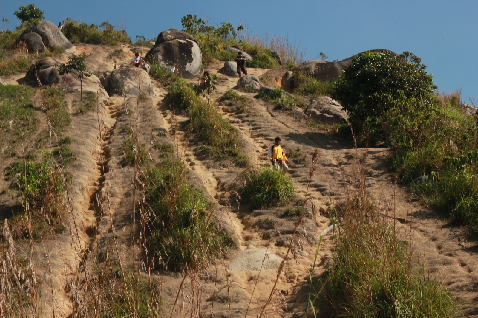 MyPru1Way: Broga Hill - Misteri Bukit Broga