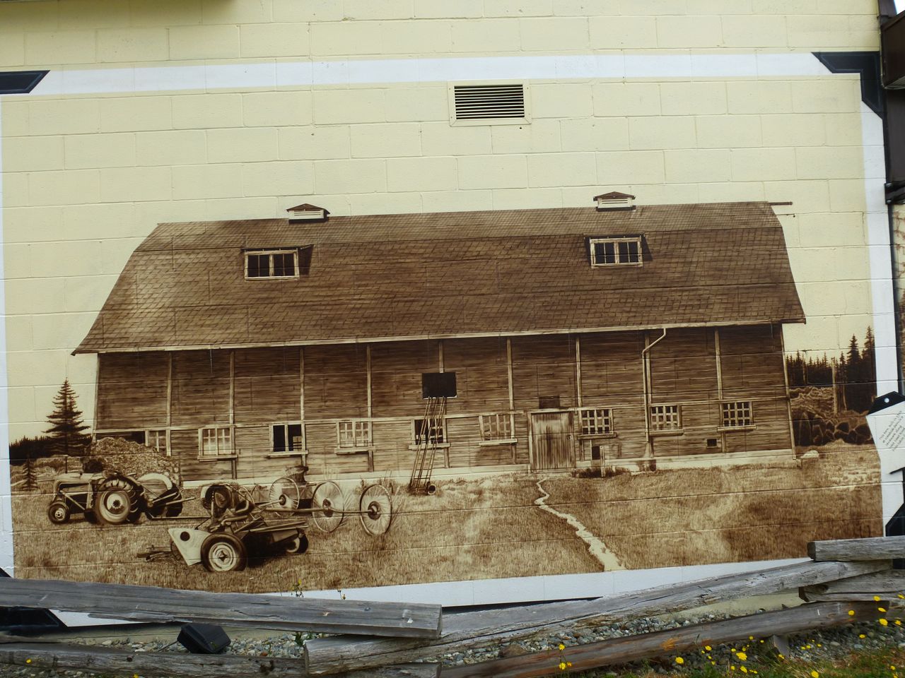 Murals and More: Sooke Agriculture Historium - Woodside Barn