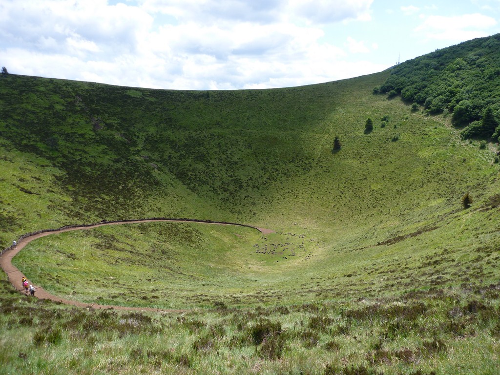 Photos...: Volcan Volvic