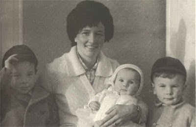 U2 Sombras e Árvores Altas - Blog: Luto no U2: morre Gwenda Evans, a ...